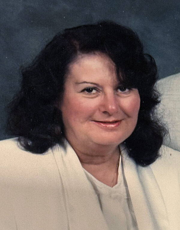Memories & Celebrations: Obituary - Ellyn Bernier