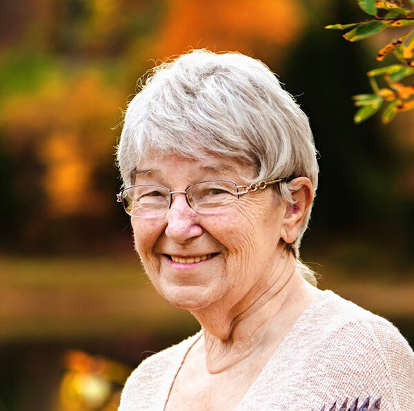 Memories & Celebrations: Obituary - Mary Helmi Molitor (nee Laitinen)