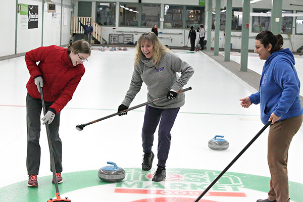 SLGCC hosts successful Curling Day in Canada event